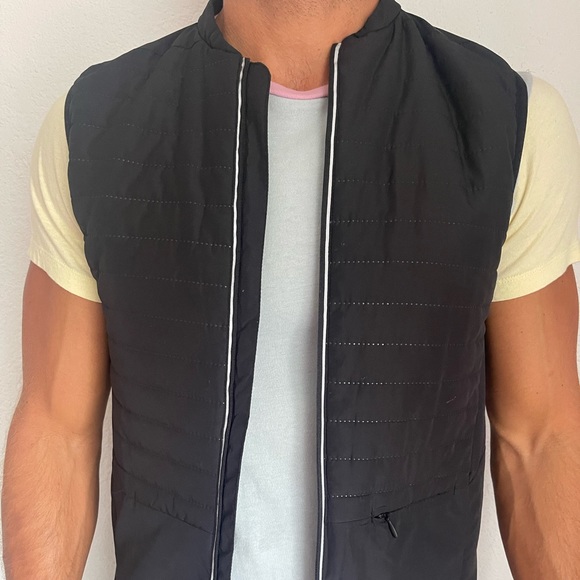 H&M | Jackets & Coats | Hm Mens Running Vest S | Poshmark